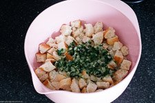 Klassische Semmelknödel - das süddeutsche Original - emmikochteinfach