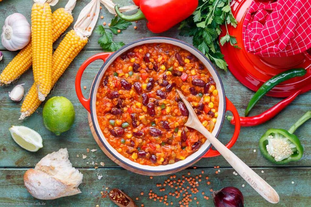 Chili sin Carne Rezept – schnell & einfach - emmikochteinfach