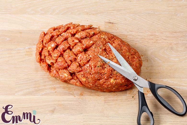 Klassischer Hackbraten im Ofen