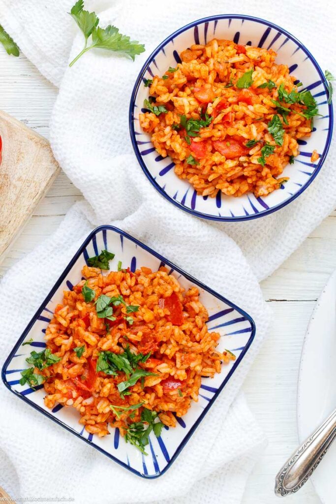Tomatenreis griechisch – schnell & einfach - emmikochteinfach