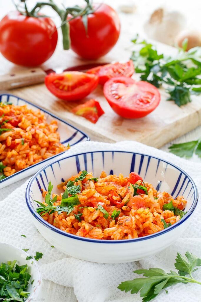 Tomatenreis griechisch – schnell & einfach - emmikochteinfach